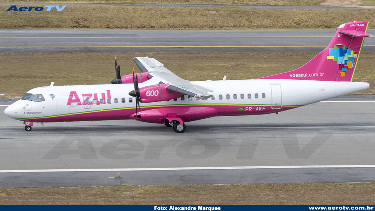 Azul inicia voos do ATR-72 com pintura rosa – Radar Aéreo